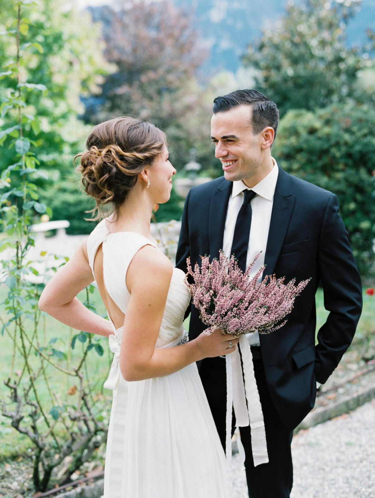 Cara & Ryan: Elopement in Lake Como, Italy | sarahkatephoto.com